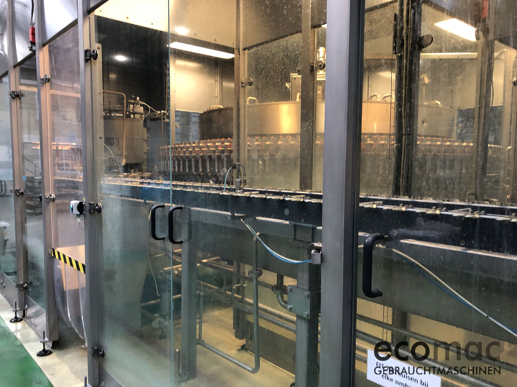 Gebrauchte EW-Abfüllanlage für PET Flaschen # 10-23972 - ecomac