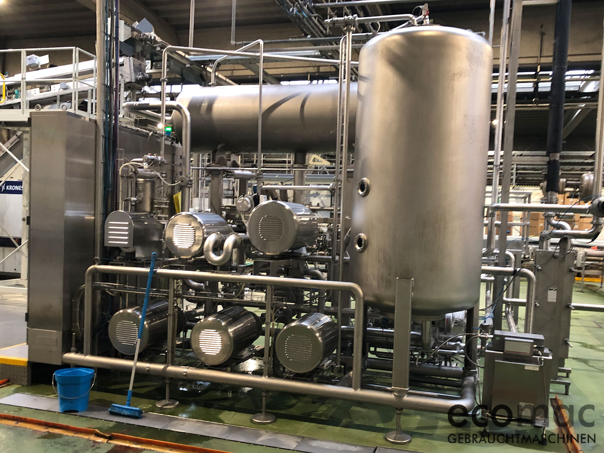 Gebrauchte EW-Abfüllanlage für PET Flaschen # 10-23972 - ecomac